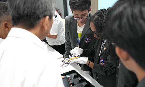 Discover OPPO Factory - See OPPO in the Making | OPPO Indonesia