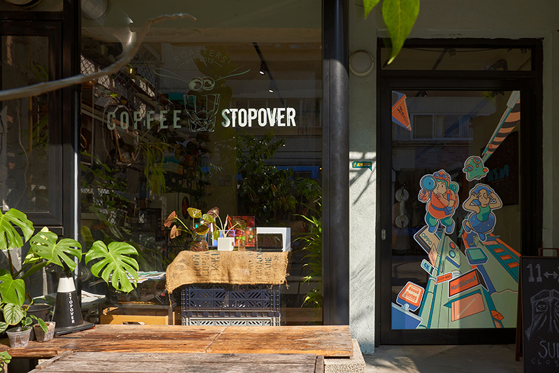 台中限定！OPPO攜手人氣咖啡名店Coffee Stopover推出「Reno8 系列夜玩快閃計畫」 | OPPO 台灣